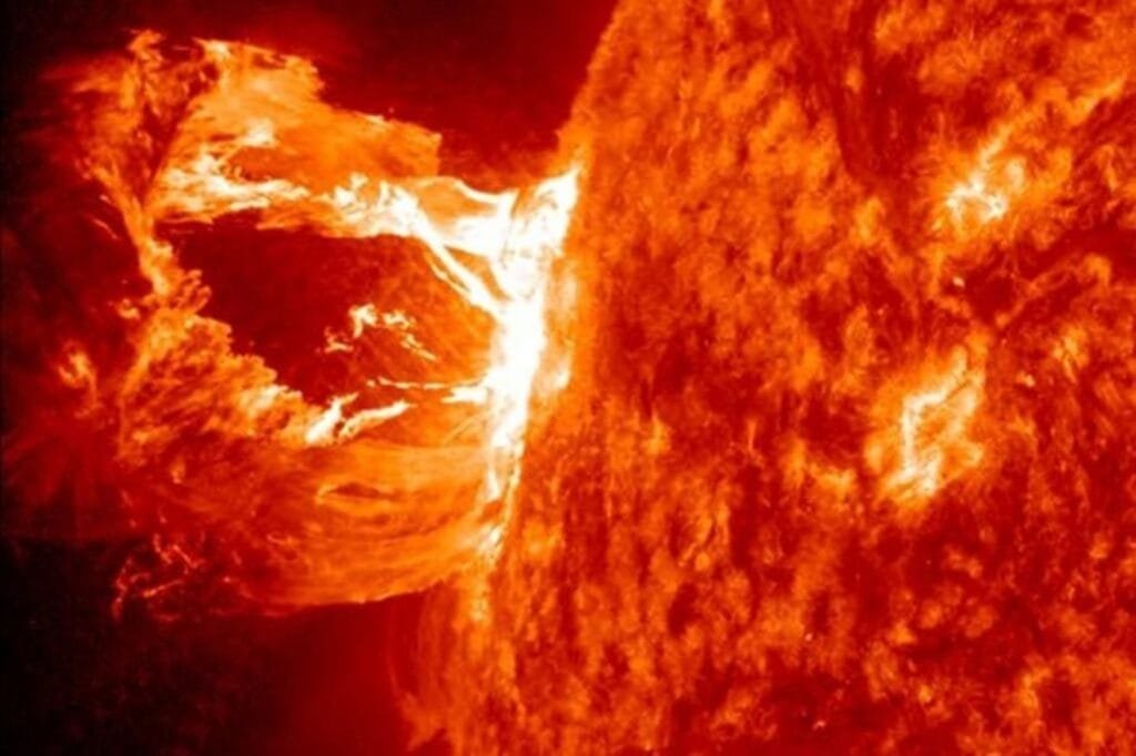 Tempestade solar atingirá a Terra